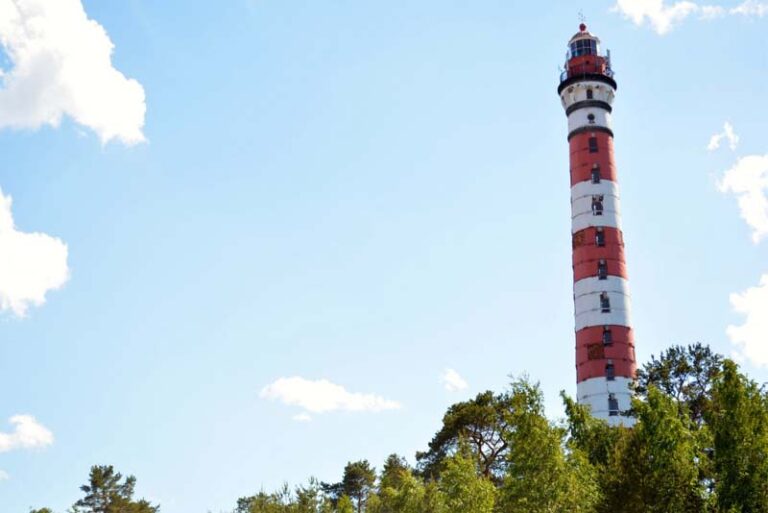 Top 10 tallest lighthouses in the world - Depth World