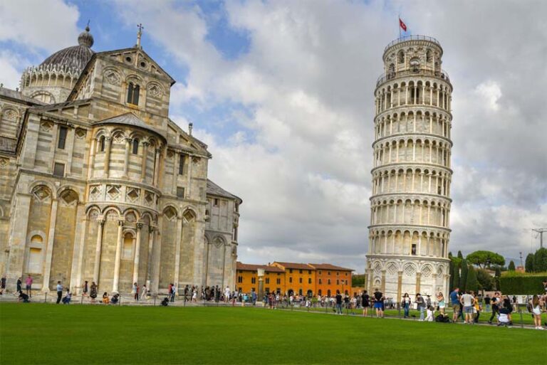 10 Famous Landmarks in Europe - Depth World