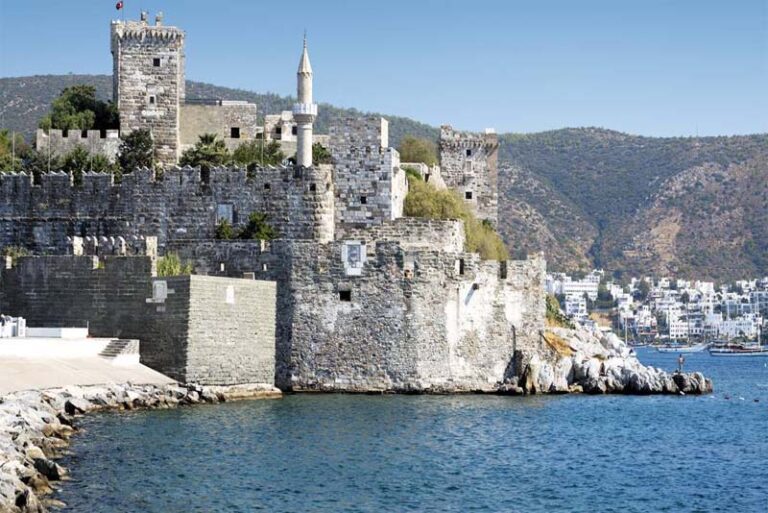 Top 10 beautiful Crusader Castles - Depth World