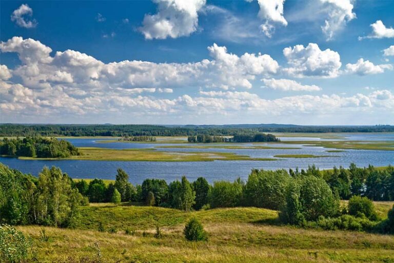 10 Beautiful Places in Belarus - WiseApp | Brain Game