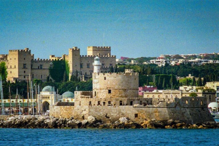 Top 10 beautiful Crusader Castles - Depth World