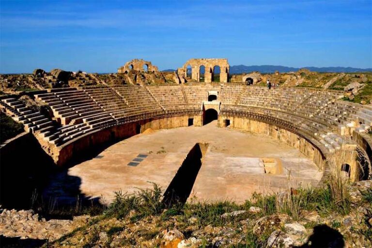 10 beautiful ancient Roman amphitheaters - Depth World