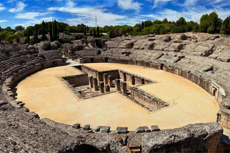 14 Interesting Facts about Roman Amphitheatre - Depth World